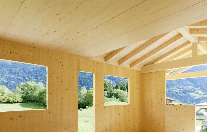 Austrian wood construction dipped 1.5% in 2013