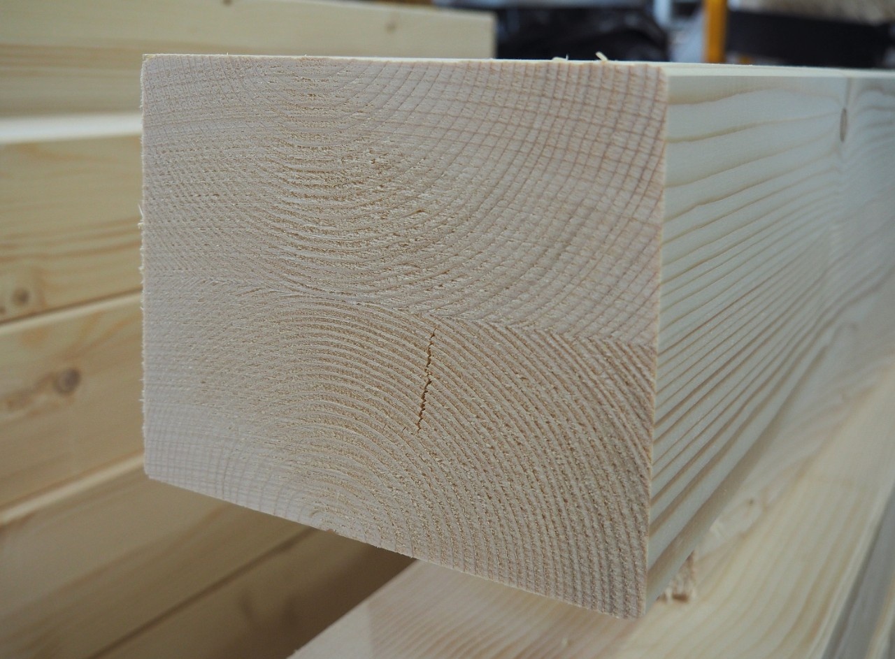 Prices for solid structural timber and glulam constant in March