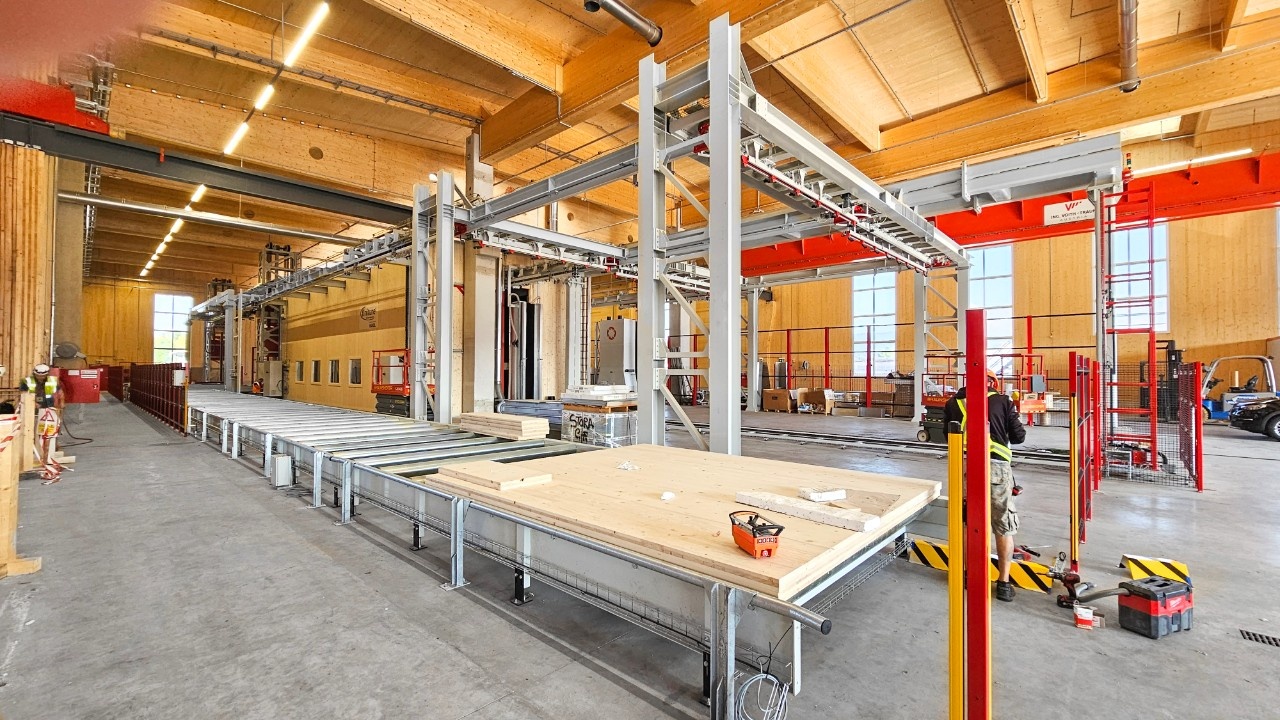 Fully flexible CLT coating line