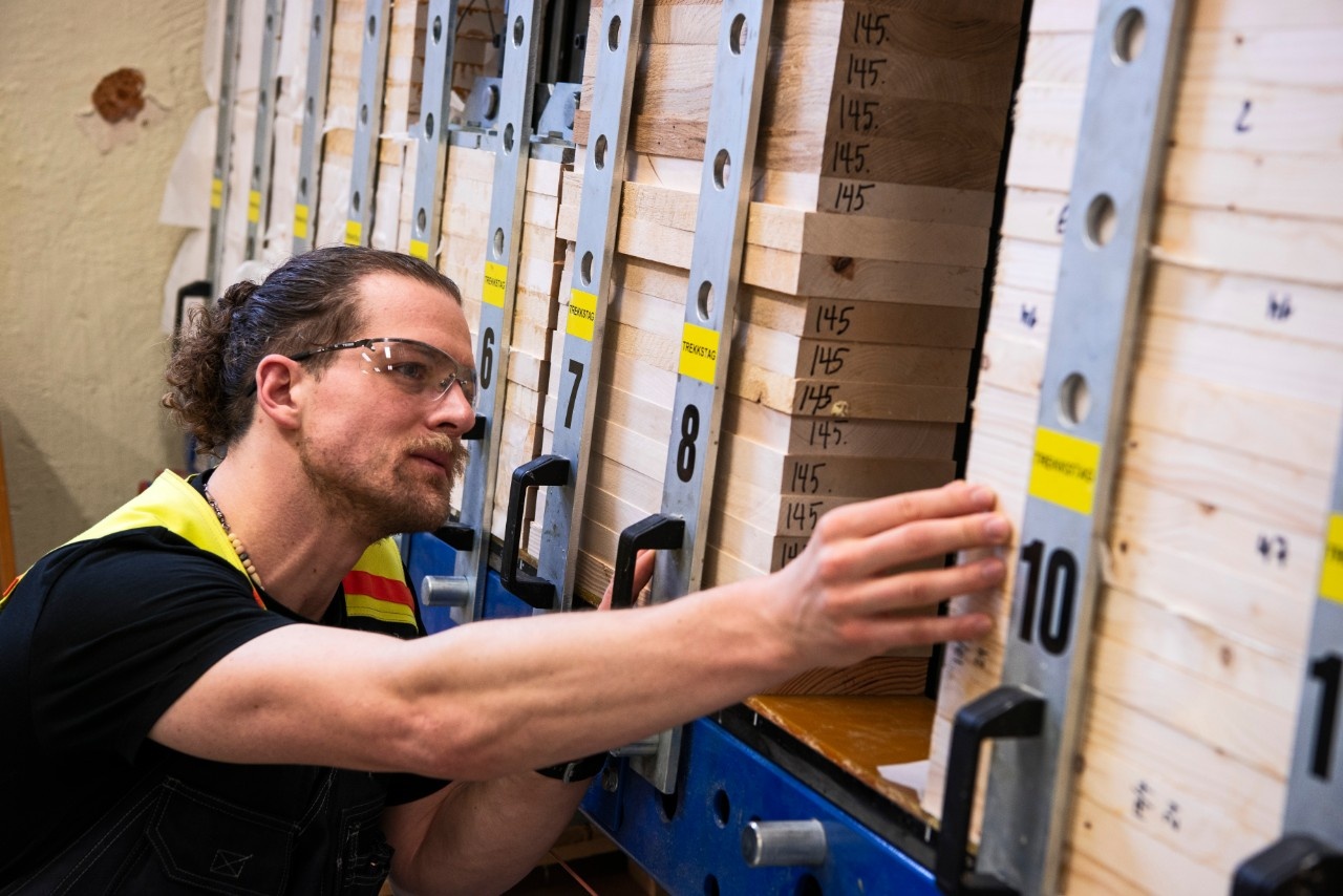 MUF adhesive opens up new perspectives for hardwood construction